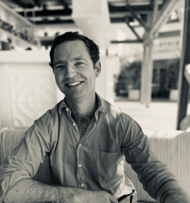 Sean Williams, Recognized by BestAgents.us as a 2023 Top Agent | isStories