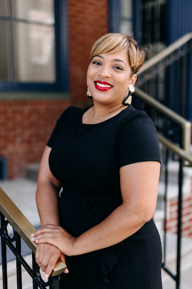 Tiana Myers, Recognized by BestAgents.us as a 2023 Top Agent | isStories