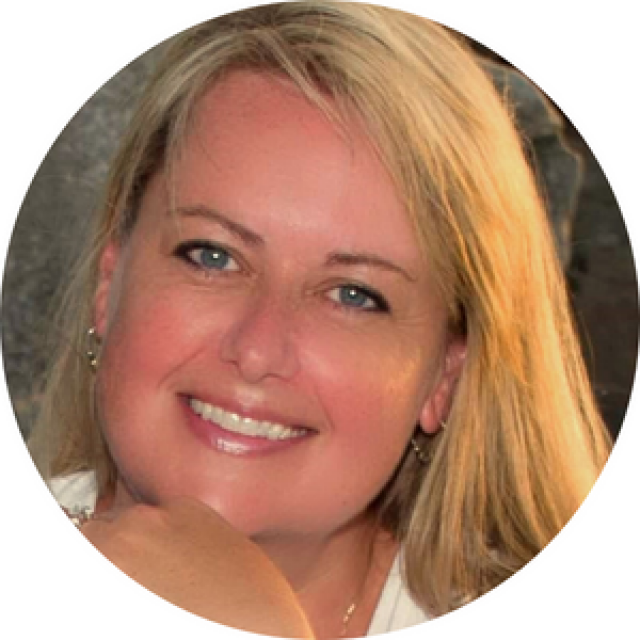 Angie Chambers, Recognized by BestAgents.us as a 2024 Top Agent | isStories