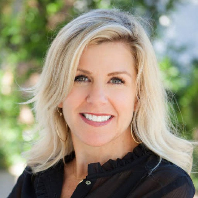 Amy Daane, Recognized by BestAgents.us as a 2024 Top Agent | isStories